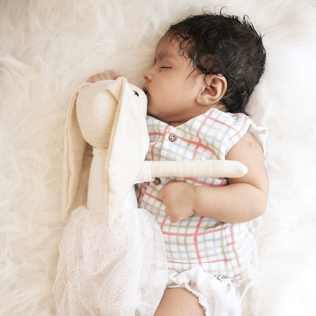 Gift Under 2000 – Zoey