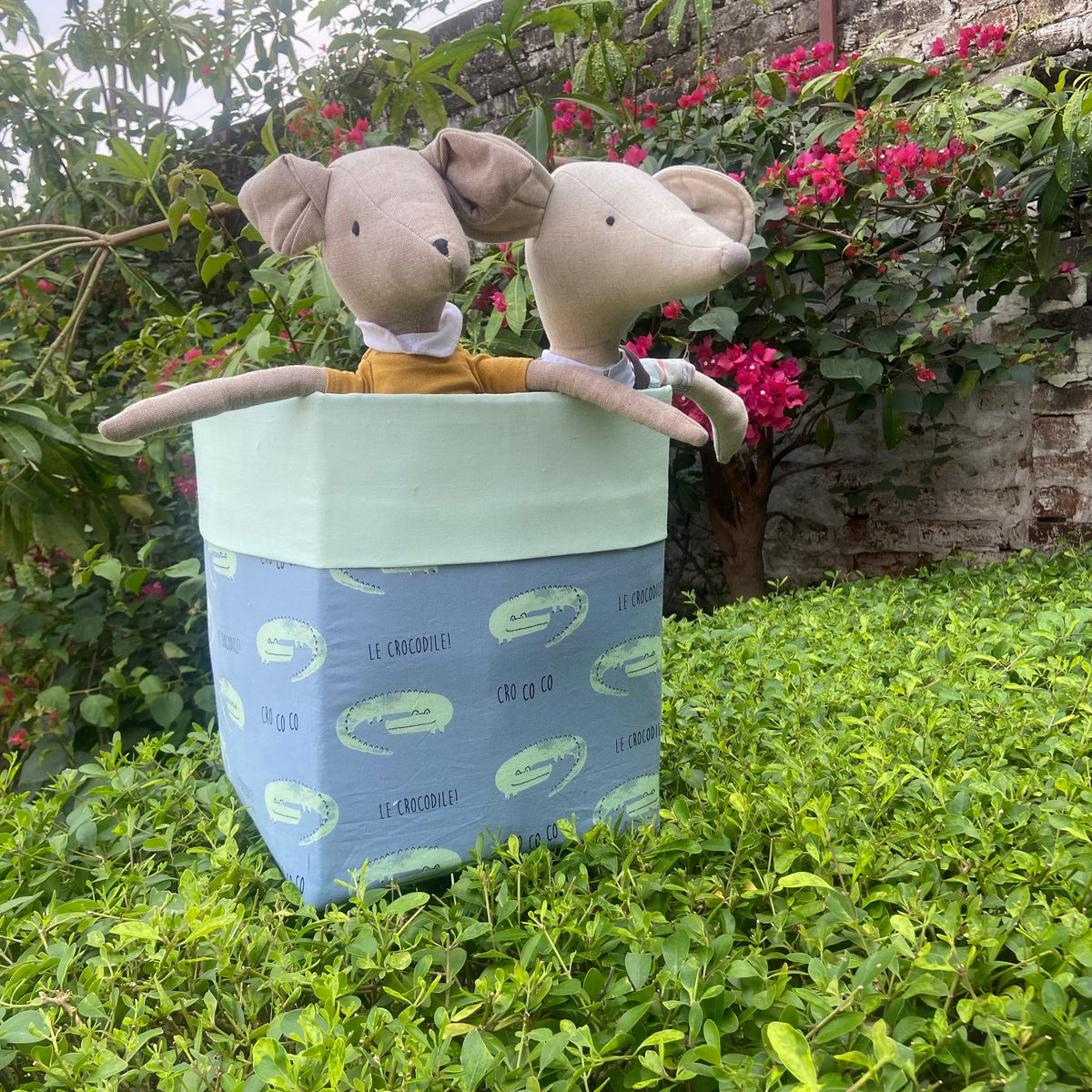 Caption Croc Storage Basket – Zoey